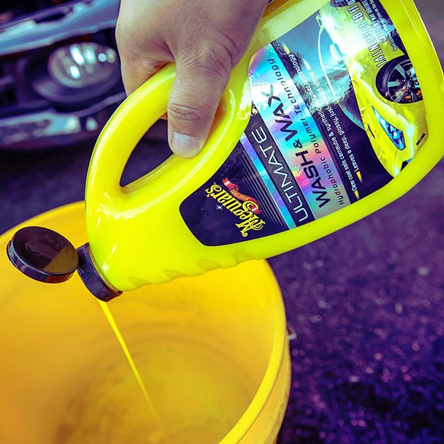 Seau de lavage Meguiar's avec ou sans grille Grit Guard | ChezVous.re ... Seau de lavage Meguiar's avec ou sans grille Grit Guard | ChezVous.re ...